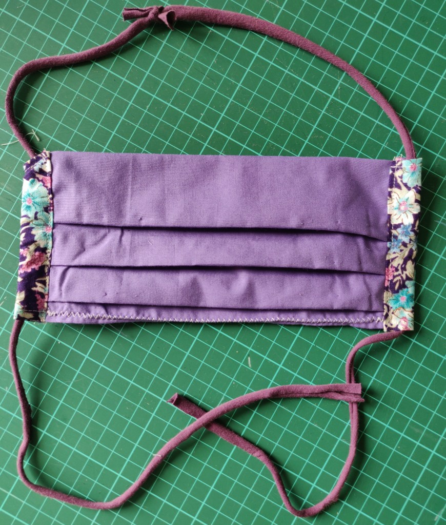 DIY cloth face mask – free pattern and instructions – Vikki Haffenden